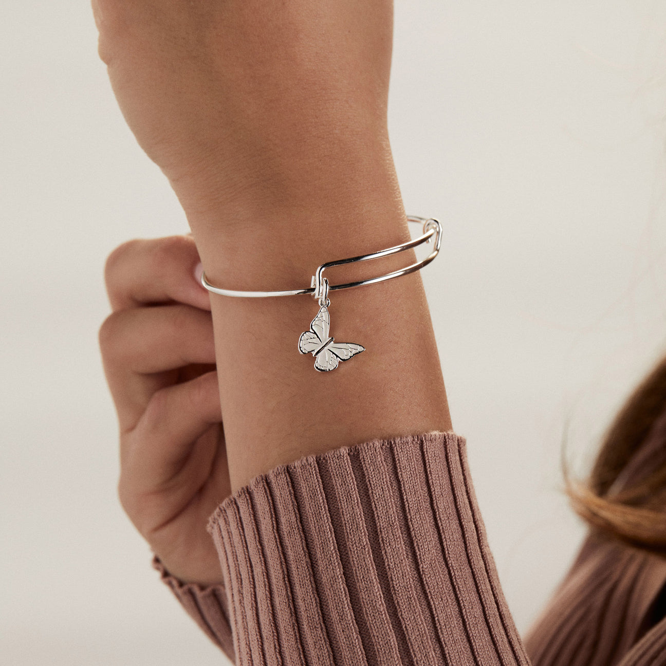 Pearlized Butterfly Charm Bangle | February Butterfly | Alex and Ani ...